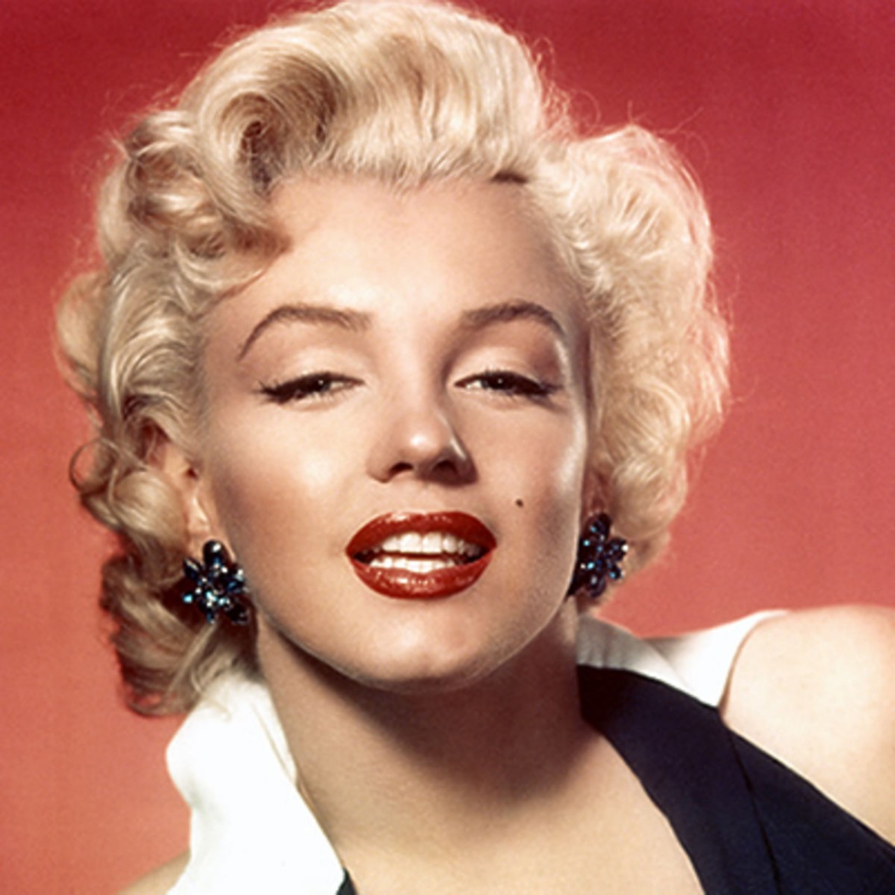 Oldies But Goodies: Top Makeup Looks from 20th C Hollywood Glamour