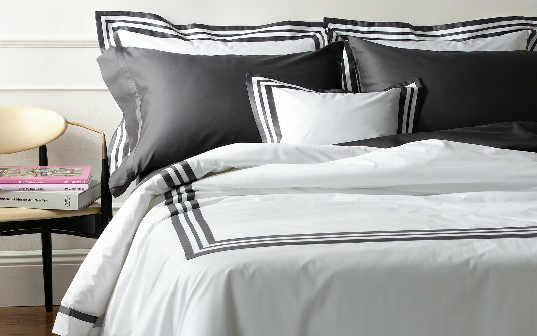 15 of the Best Luxury Bedding Set Brands to Indulge In - Lh Mag