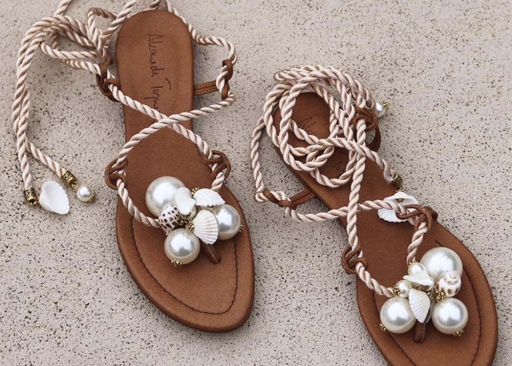 Spring Must-Haves You Must Have | Love Happens Magazine